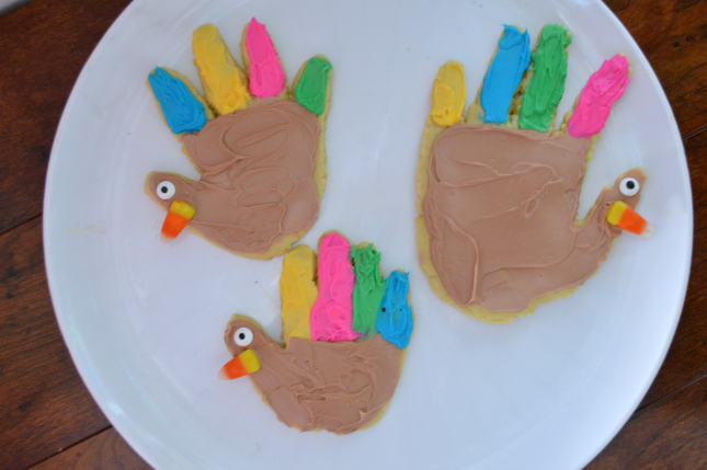 {recipe} turkey hand print cookies - Our Thrifty Ideas